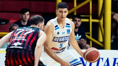 Regatas se quedó con el clásico correntino de la Liga Nacional en ...